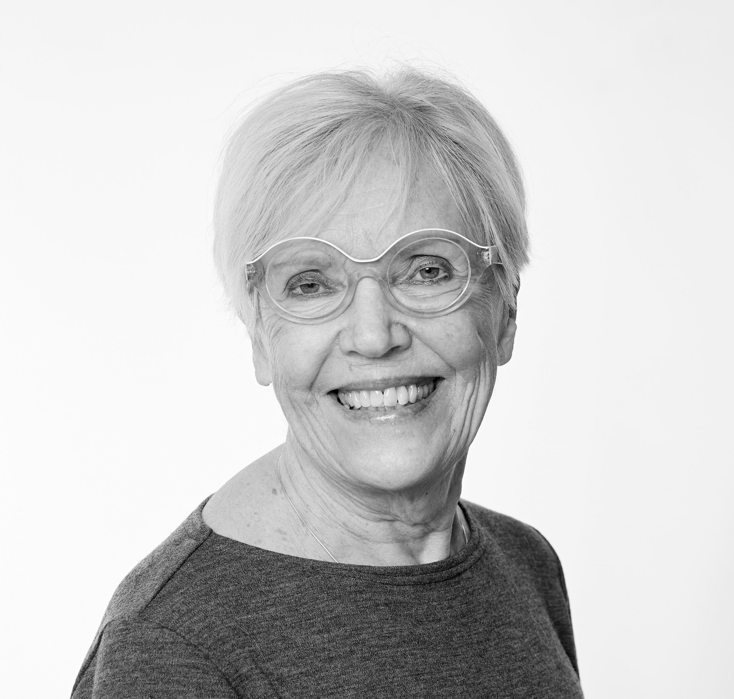 Enja in Memoriam - Sisustustoimittajat